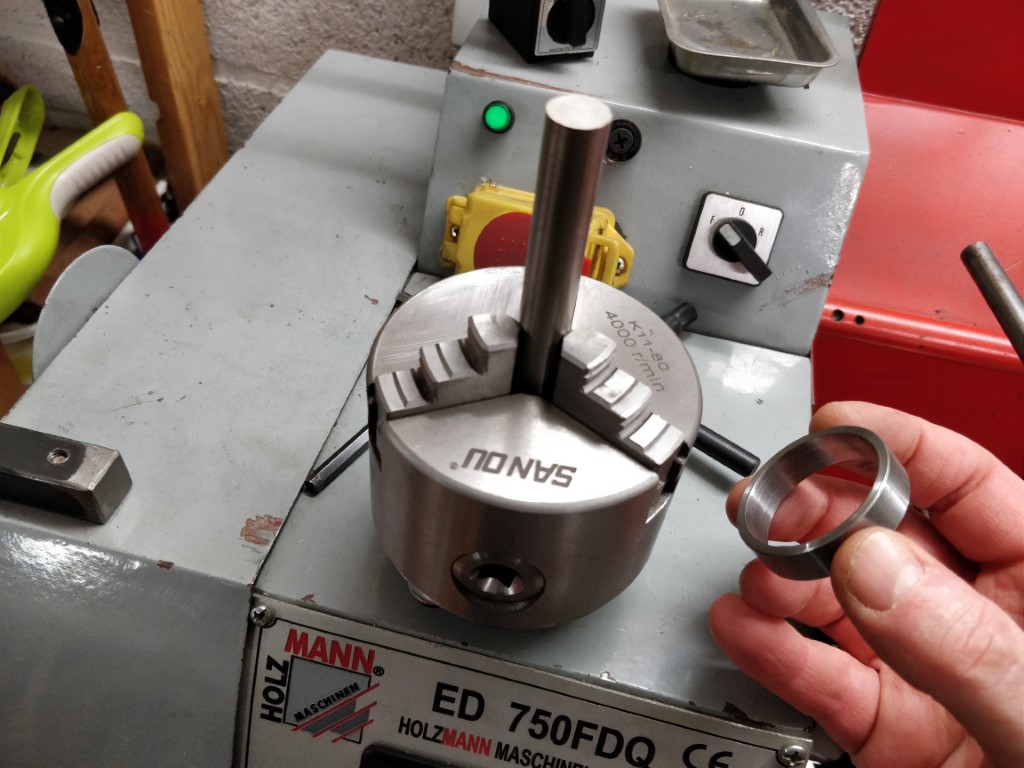 Precision metal chuck faceplate for a wood lathe - HomemadeTools.net