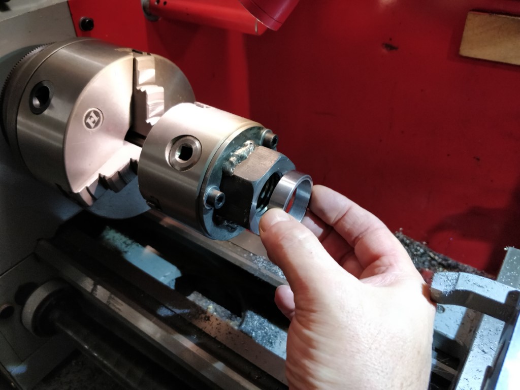 Precision metal chuck faceplate for a wood lathe - HomemadeTools.net