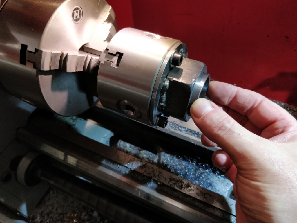 Precision metal chuck faceplate for a wood lathe - HomemadeTools.net