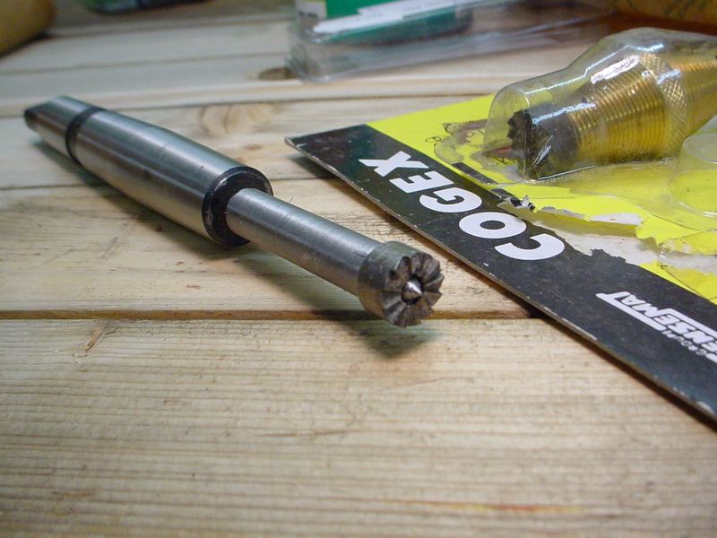 Wood lathe drive center - HomemadeTools.net